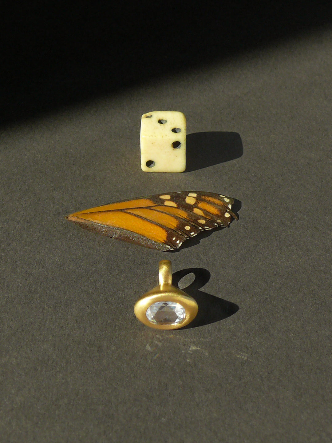 Oval Diamond Pendulum Charm No. 3 - Gold | Made Line Jewelry